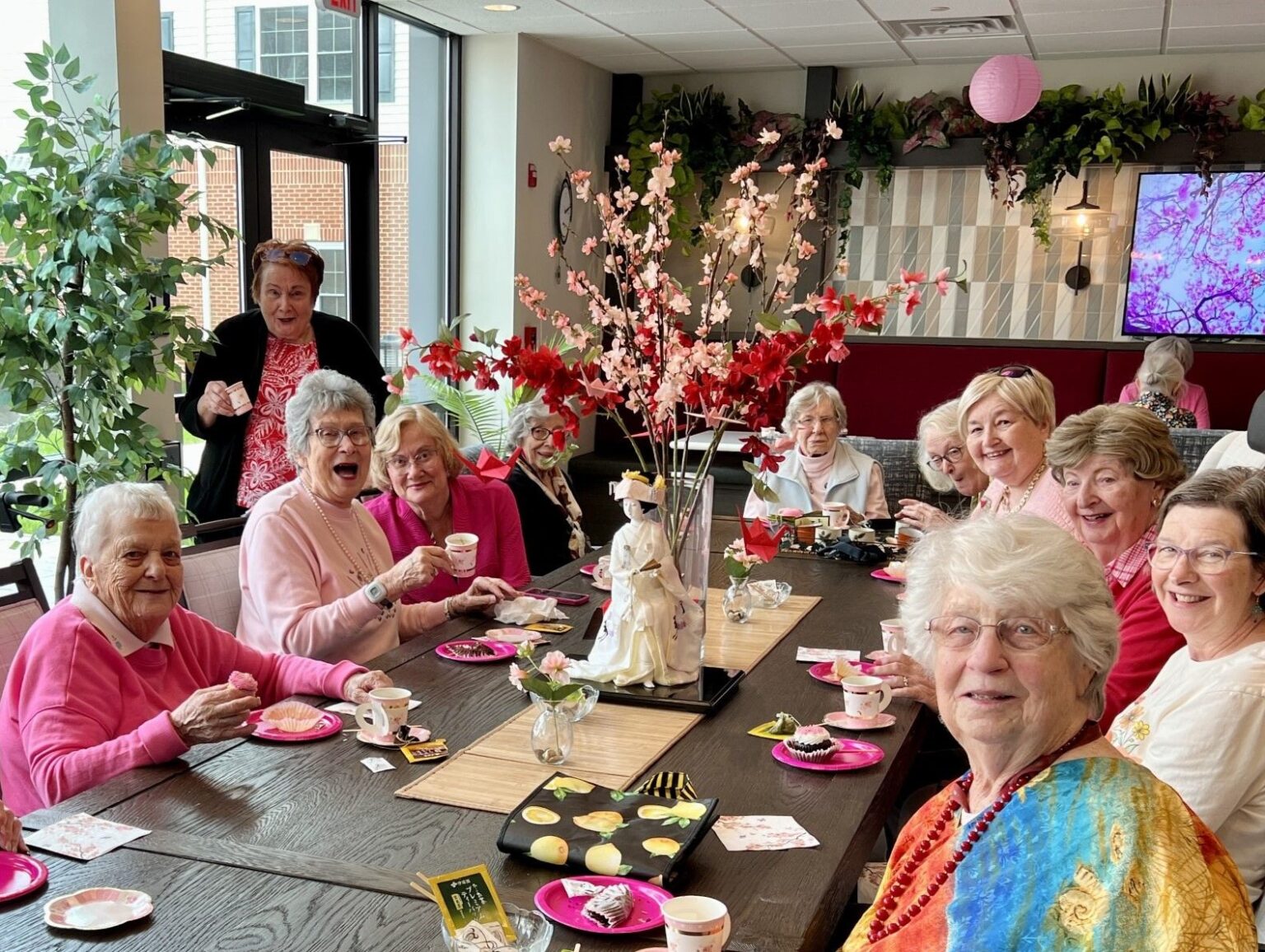 The Importance of Community for Seniors | Arbour Square of Harleysville